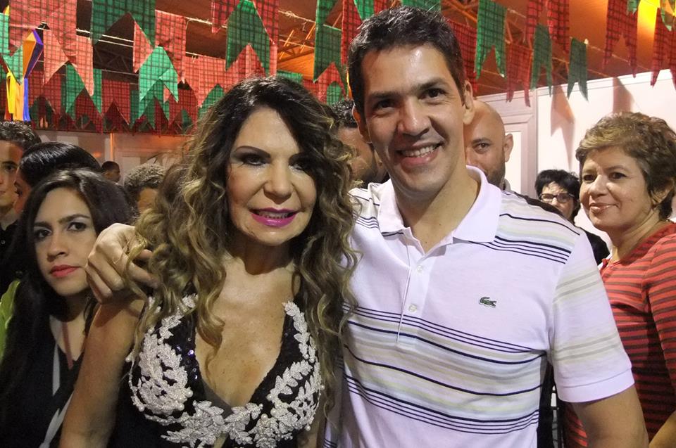 Adenildo Batista trará Elba Ramalho para a inauguração da Acácia ...