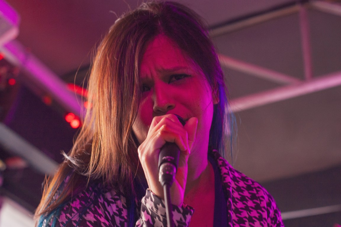 Cantora Liv lança terceiro EP com show gratuito no Recife – Portal ...
