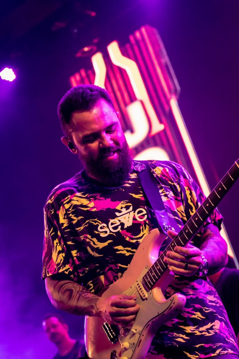 WEDO na Praia agitou Maracaípe com shows de Jorge e Mateus, Wesley ...