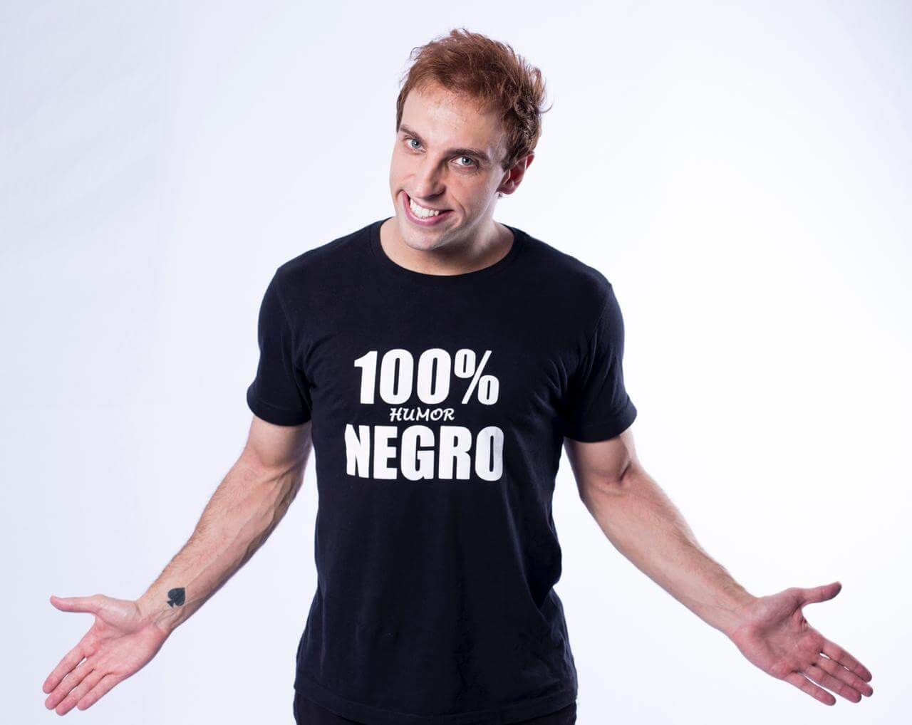 Stand-Up Comedy Léo Lins se apresenta no Teatro Difusora em Caruaru ...